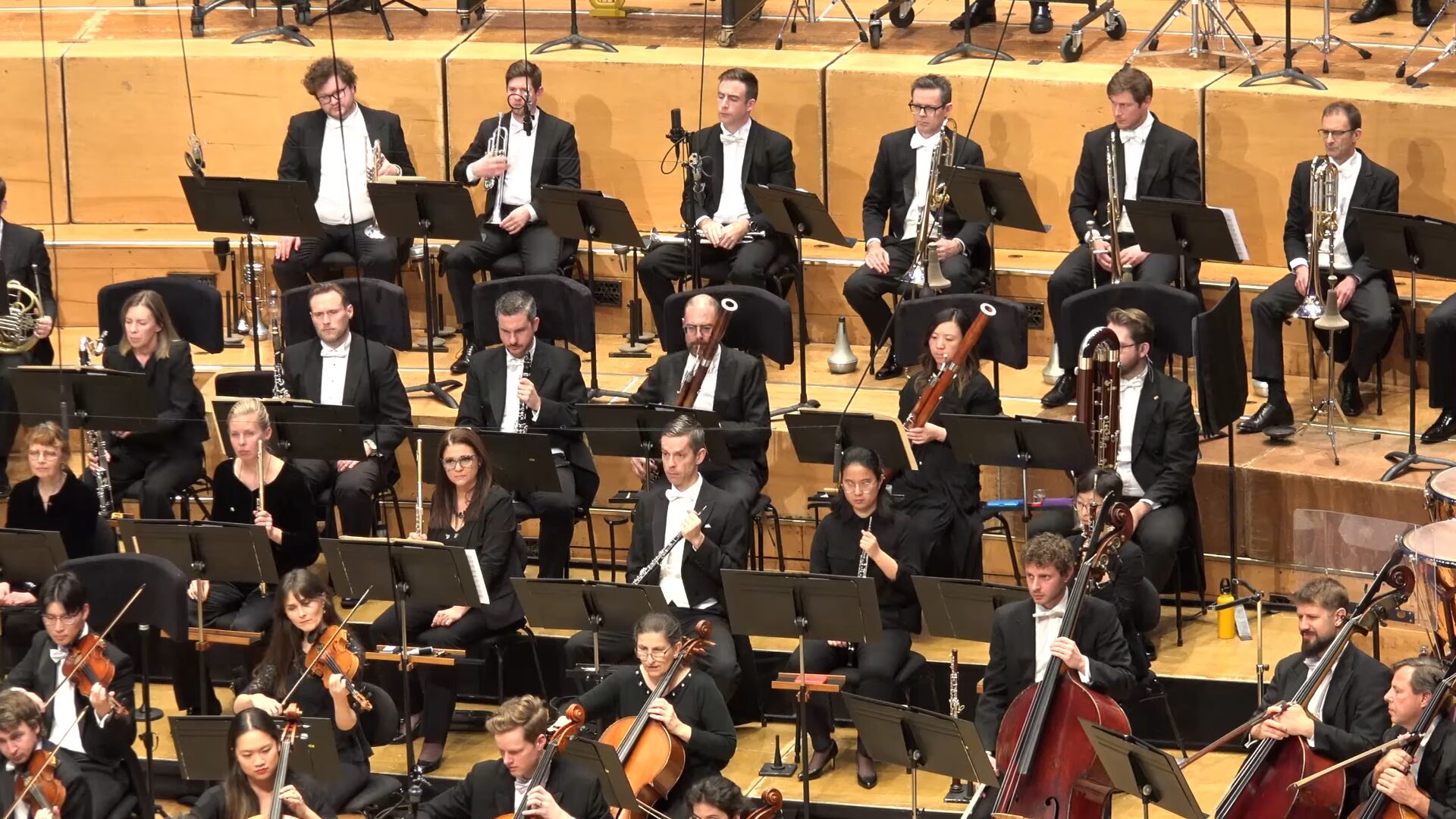 Ross Harris - Symphony No.7 - Auckland Philharmonia